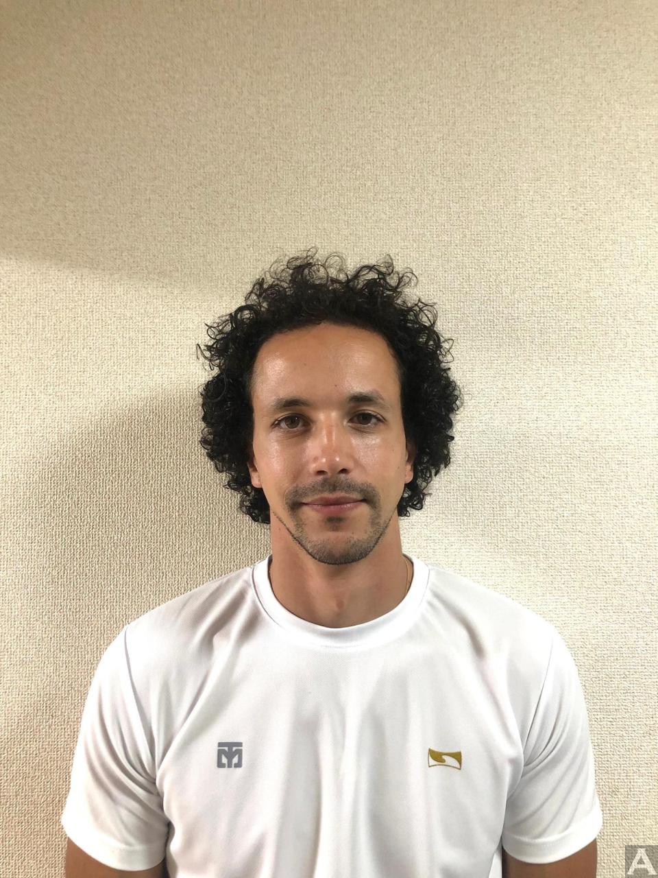 Mehdi W | ACQUA MODELS 外国人モデル事務所 アクアモデル